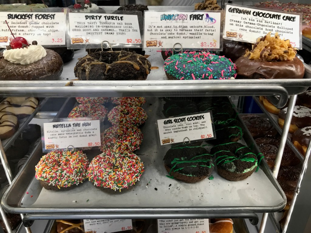 You Drive Me Glazy – Psycho Donuts in Campbell, California – FoodWaterShoes