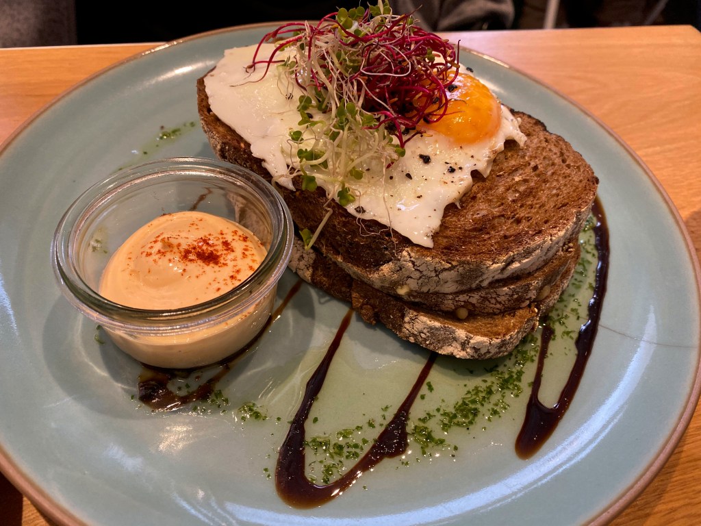 Breakfast of Champions – That’s Toast in Bruges, Belgium – FoodWaterShoes